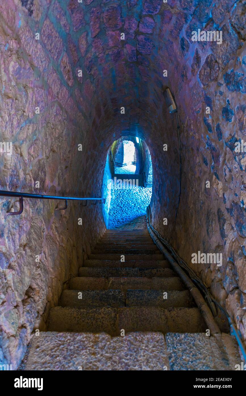 Medieval dungeon chamber hi-res stock photography and images - Alamy