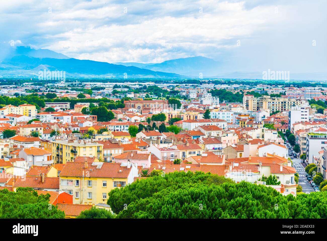 Perpignan france old ancient town hi-res stock photography and images ...