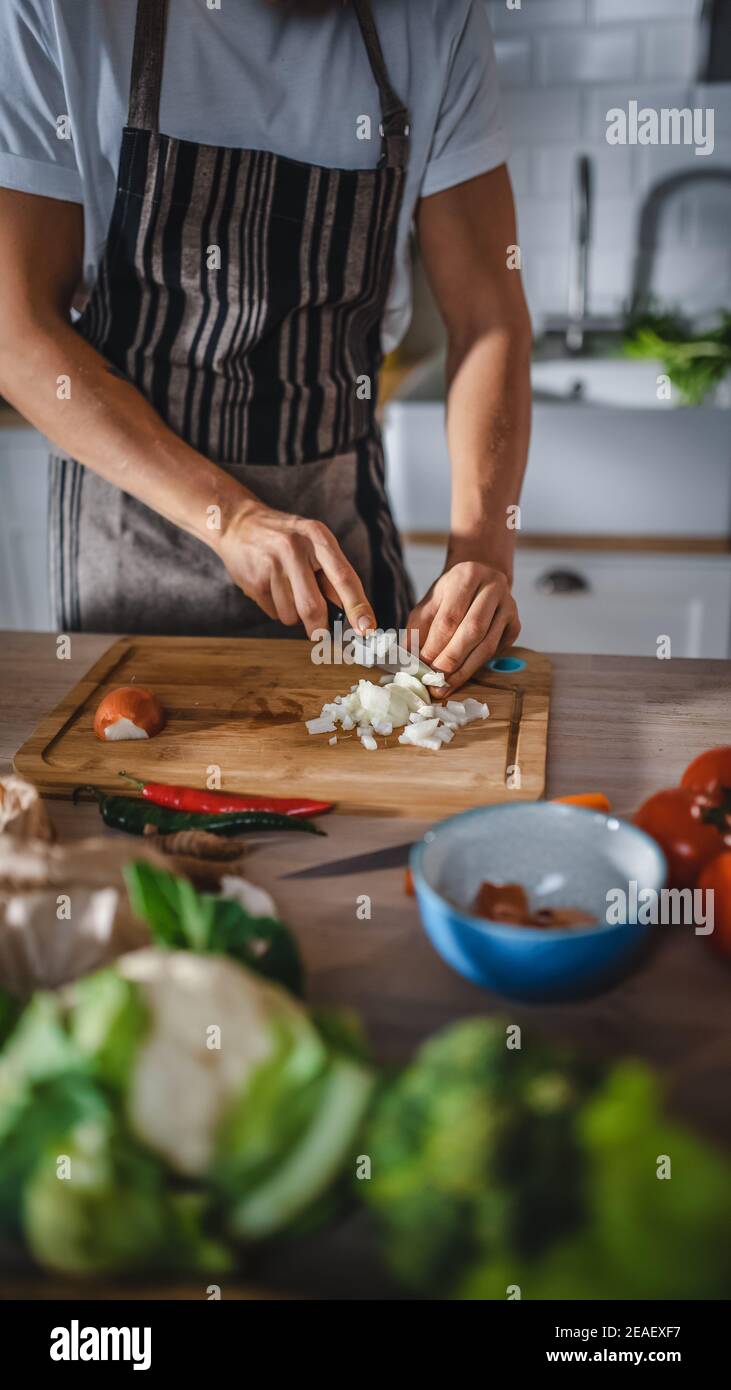 Chop chopping hi-res stock photography and images - Alamy