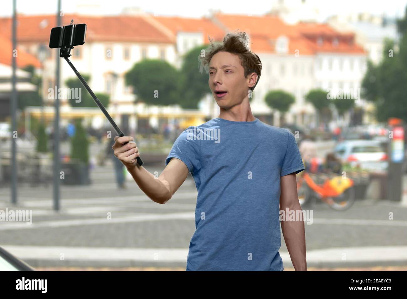Selfie teen boy hi-res stock photography and images - Alamy