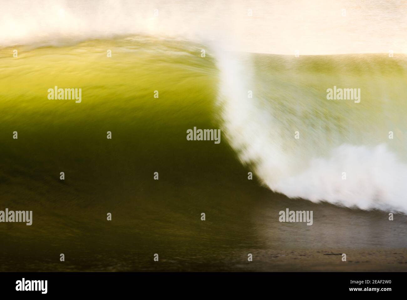 Wave breaking, Ballito Bay, Ballito, KwaZulu-Natal, South Africa Stock ...