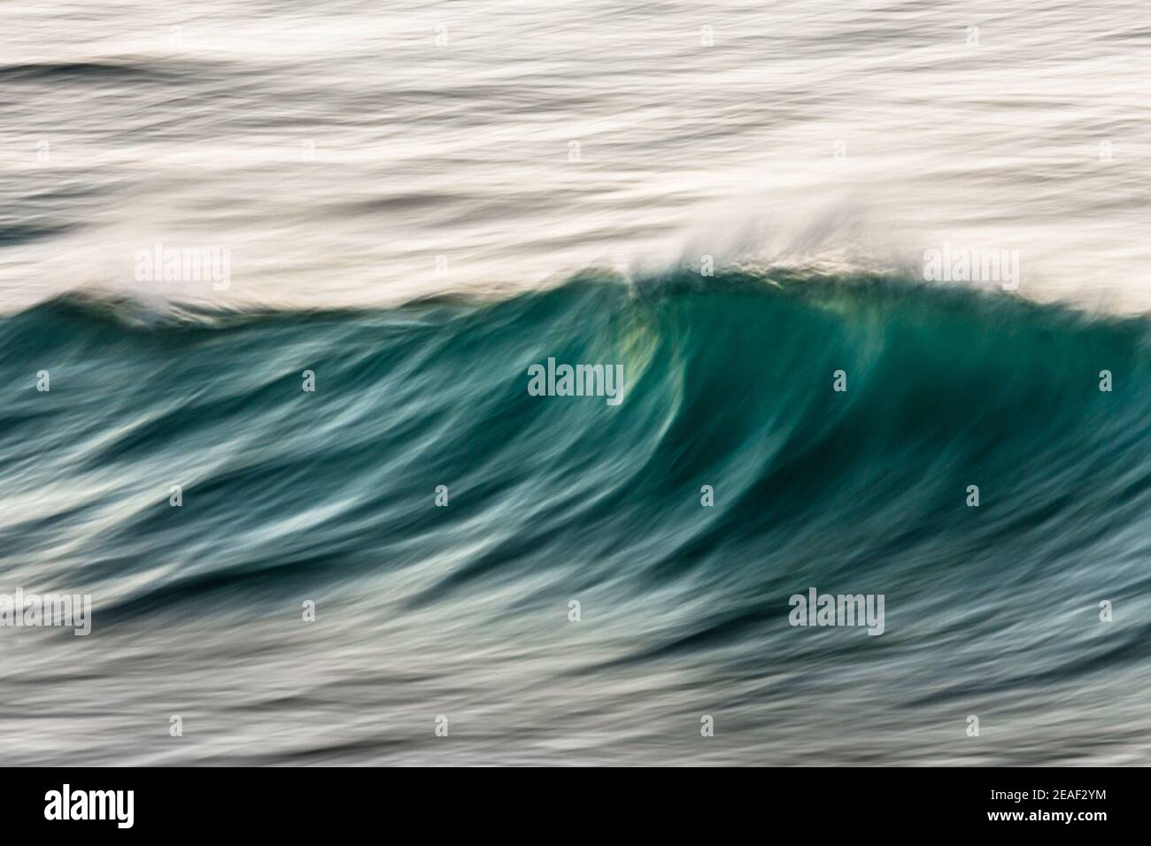 Small Breaking Waves High Resolution Stock Photography and Images - Alamy