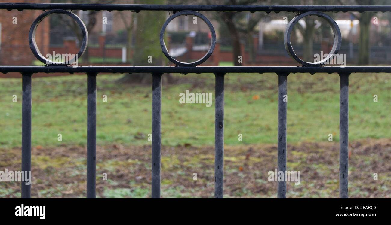 Boundary railings hi-res stock photography and images - Alamy