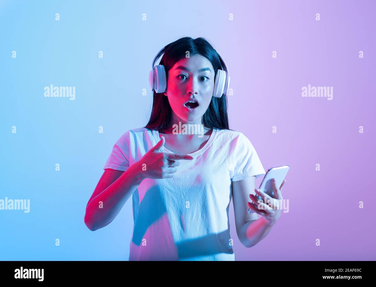 Shocking message, unexpected news, offer, gossip on social networks ...