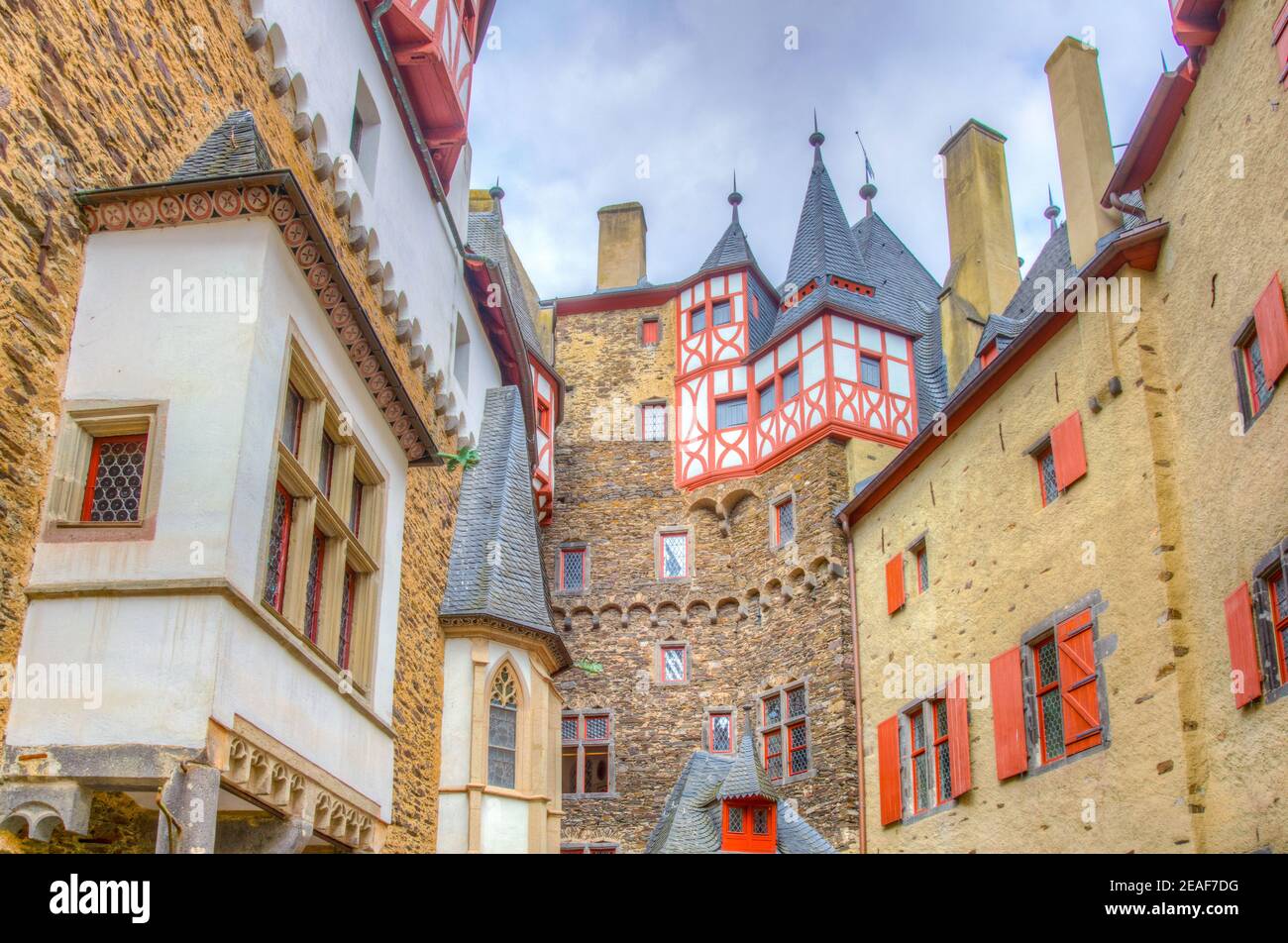Eltz castle hi-res stock photography and images - Alamy