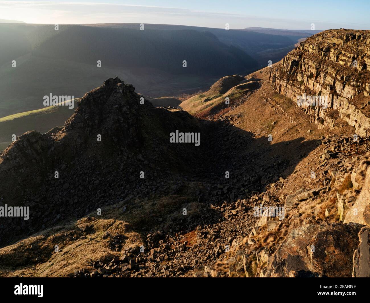 Alport castles peak district hi-res stock photography and images - Alamy