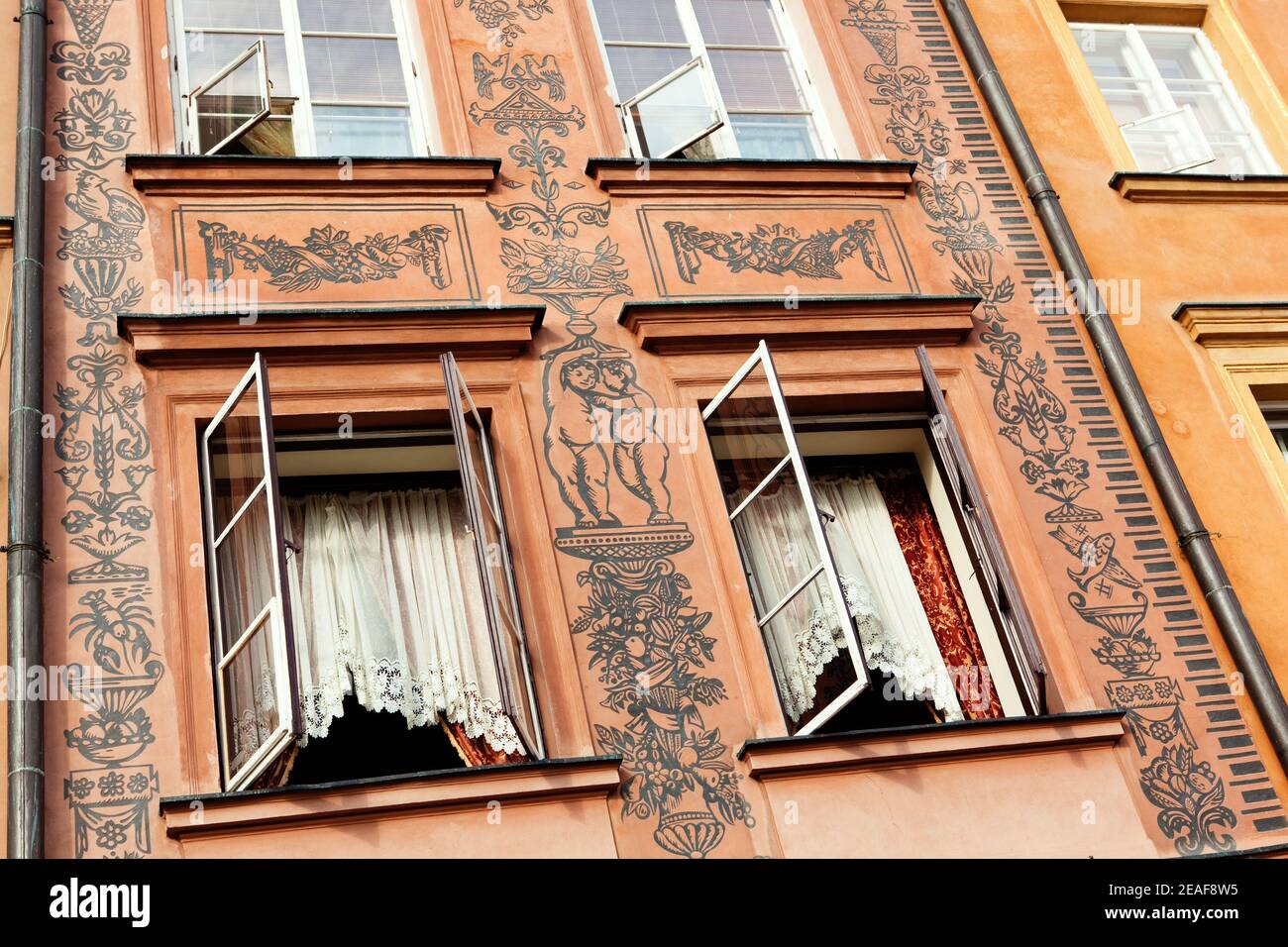 Poland Warsaw Mural detail on building in the Old Town Square (Rynek ...