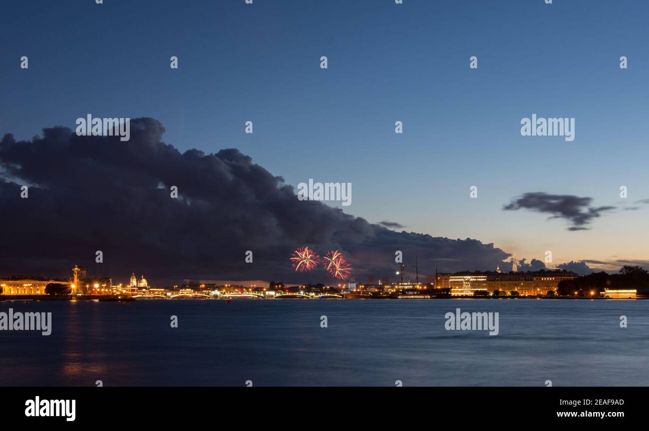The palace bridge across the neva hi-res stock photography and images ...