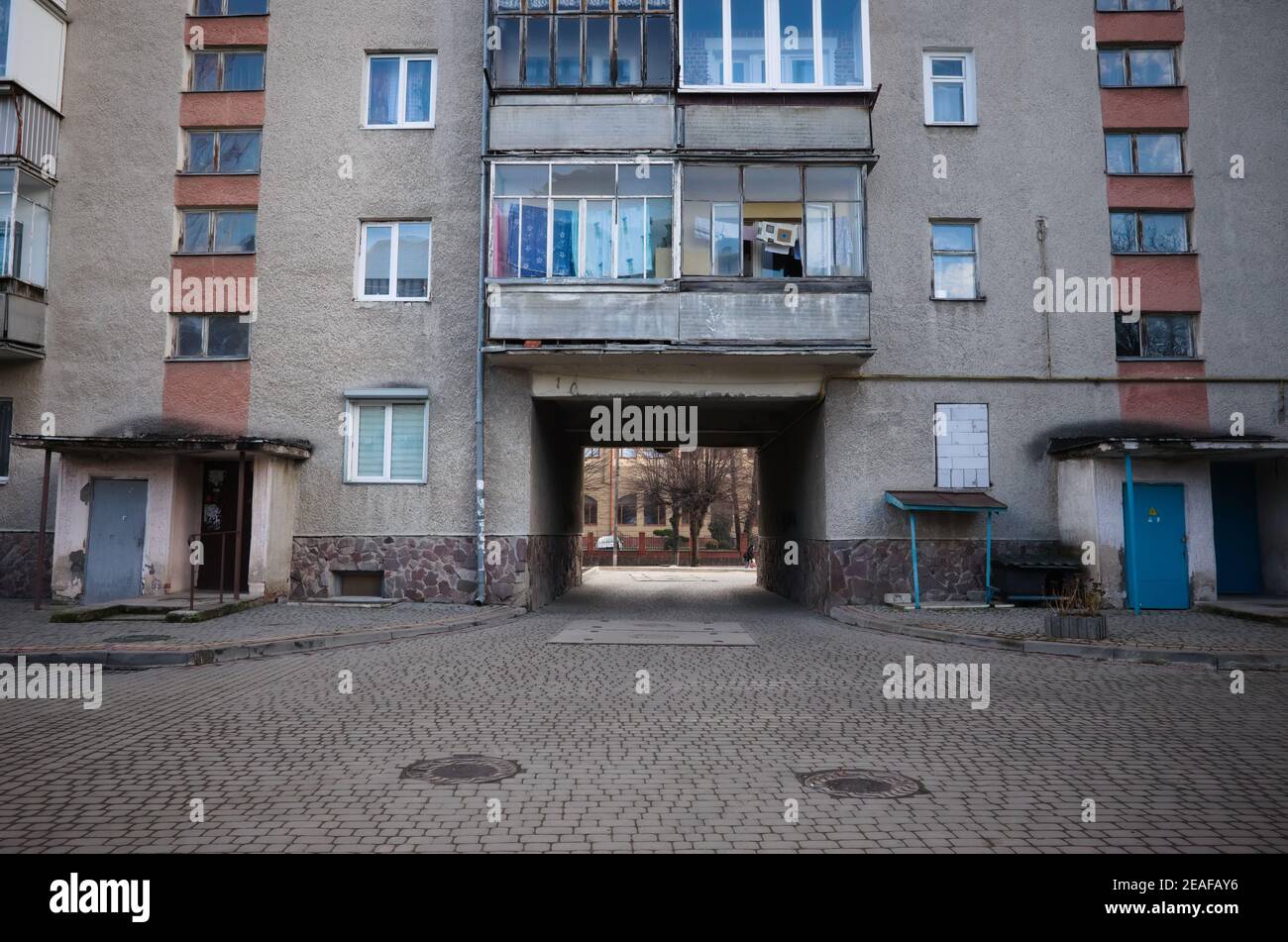 Soviet architecture facade apartment building hi-res stock photography ...