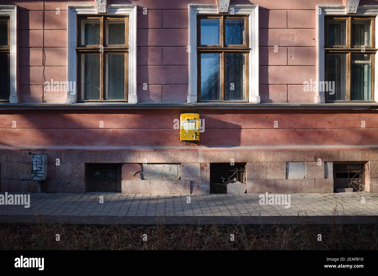 History of the postbox hi-res stock photography and images - Alamy