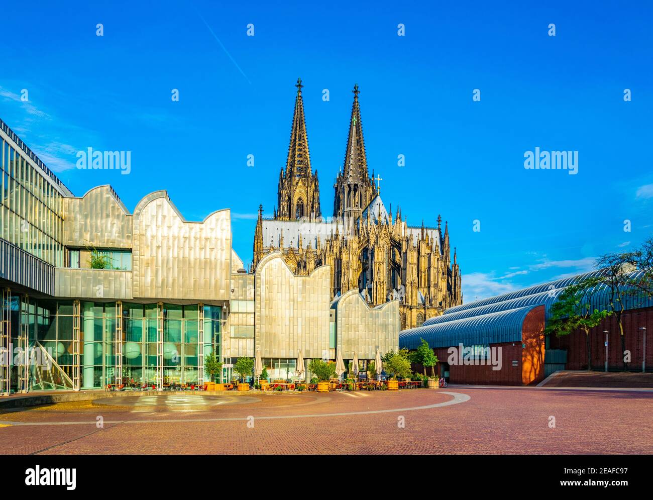 Kolner philharmonie hi-res stock photography and images - Alamy