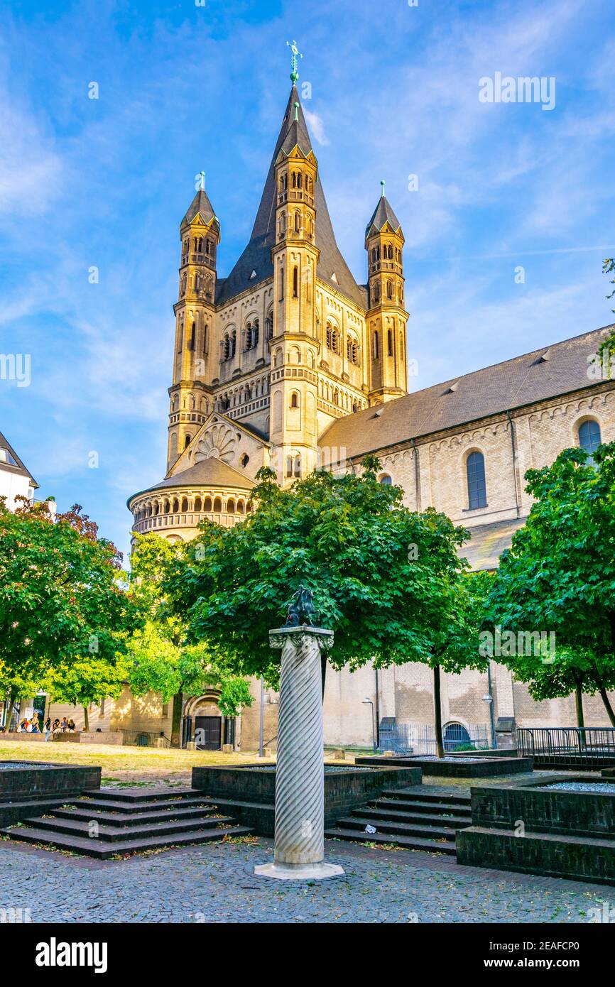 Cologne cathedral iconic church in hi-res stock photography and images ...