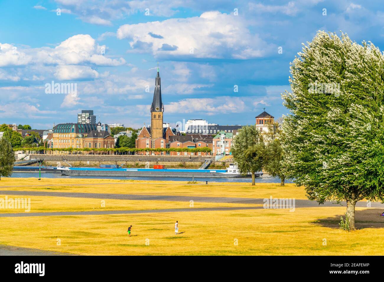 Riverside of Rhein in Dusseldorf with Saint Lambertus church, Germany ...