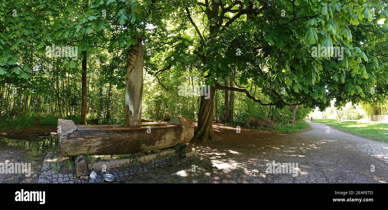 Fountain activity hi-res stock photography and images - Alamy