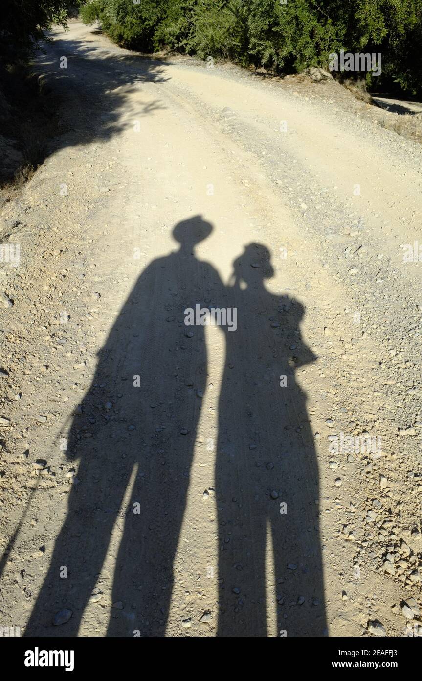 Dusty road country hi-res stock photography and images - Alamy