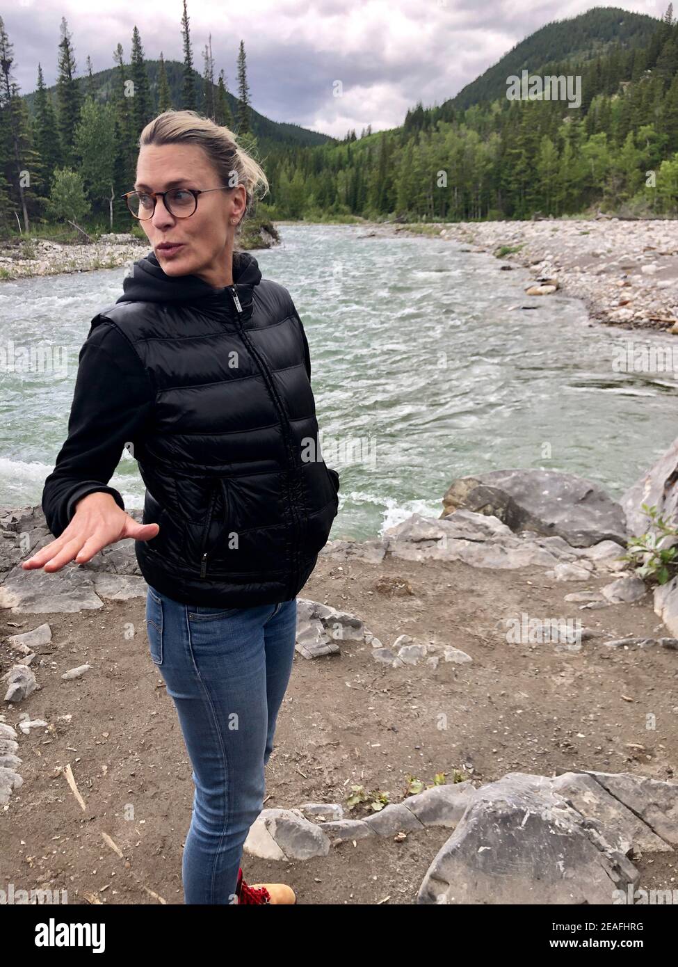 Robin land hi-res stock photography and images - Alamy