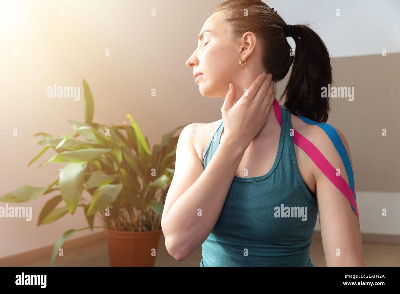 Bandage neck hi-res stock photography and images - Alamy
