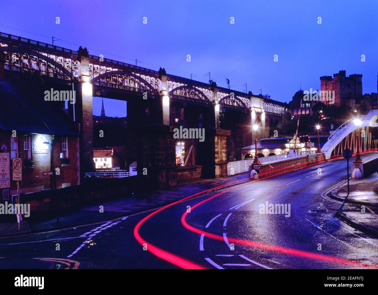 Swing bridges hi-res stock photography and images - Alamy