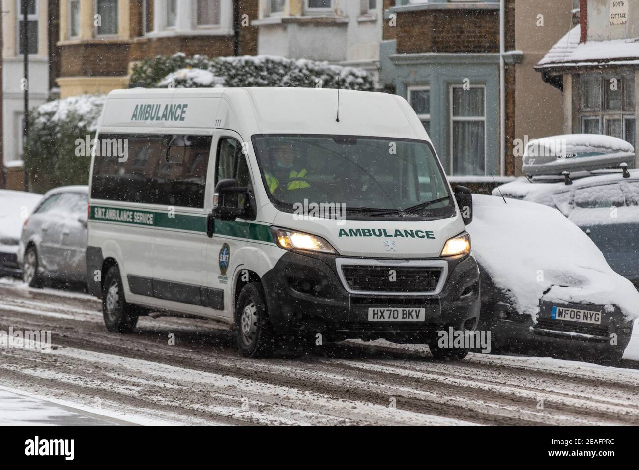 Smt ambulance service hi-res stock photography and images - Alamy