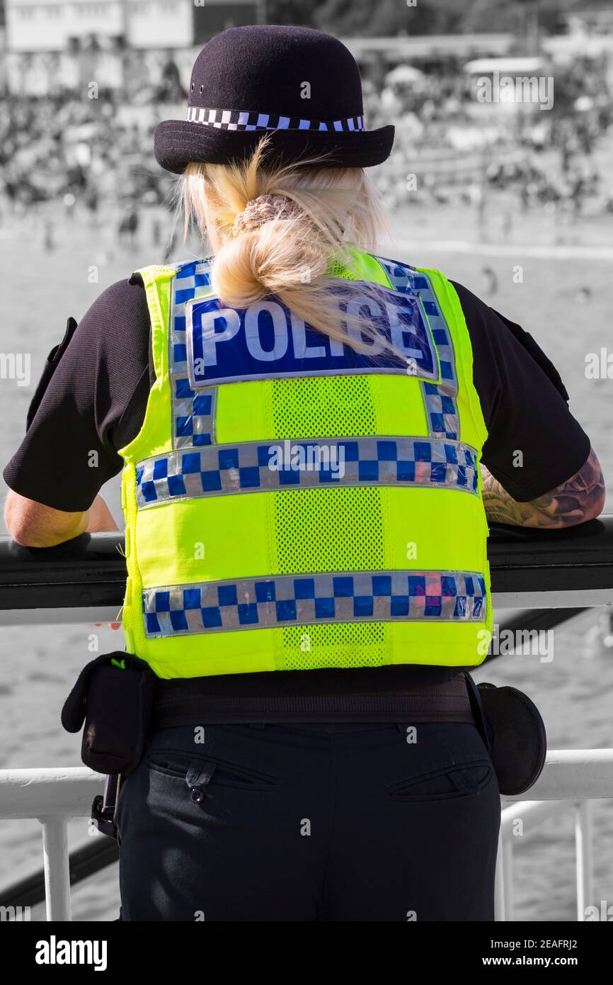 Police woman at bournemouth hi-res stock photography and images - Alamy