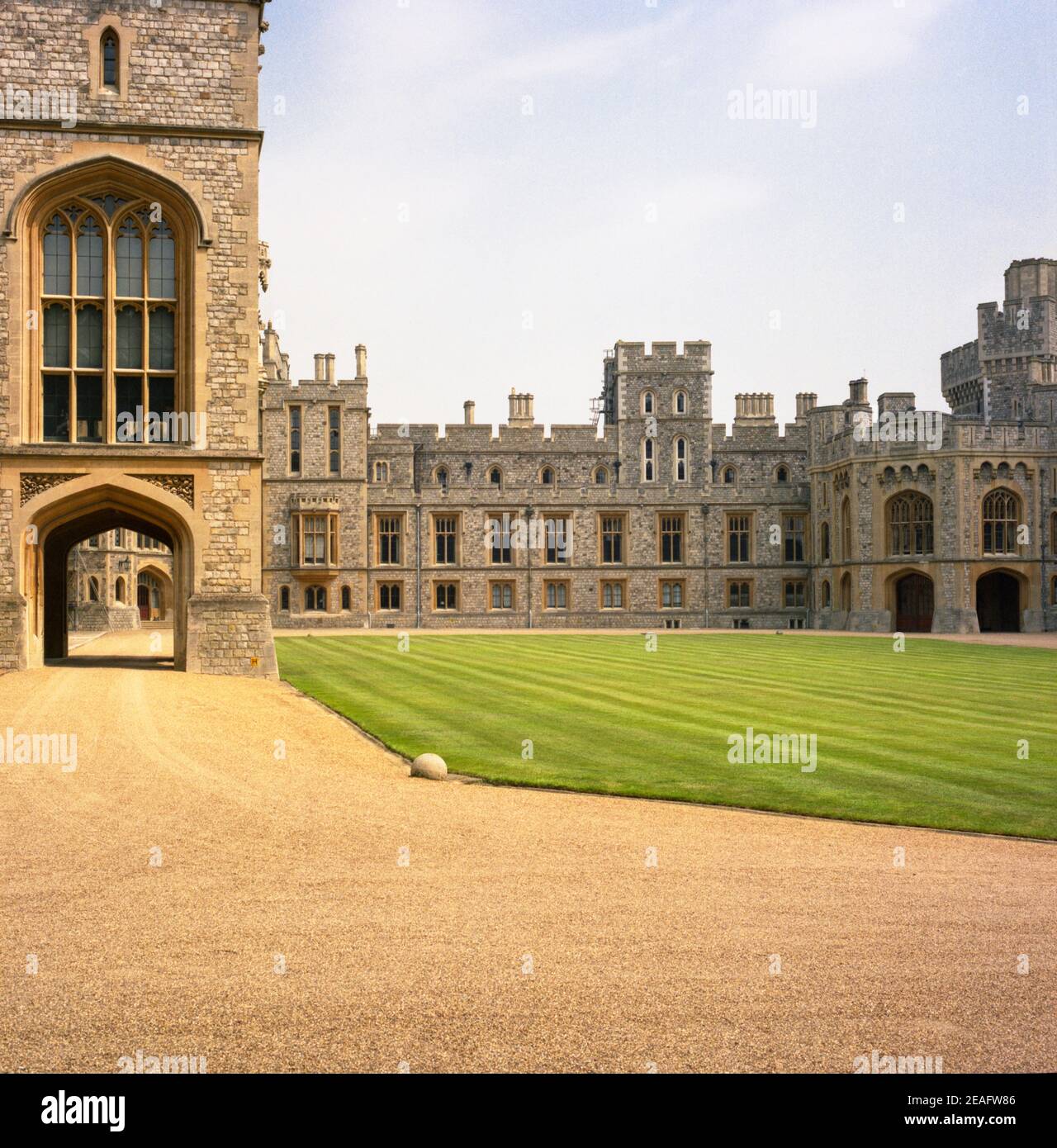 hampton court palace, england Stock Photo - Alamy