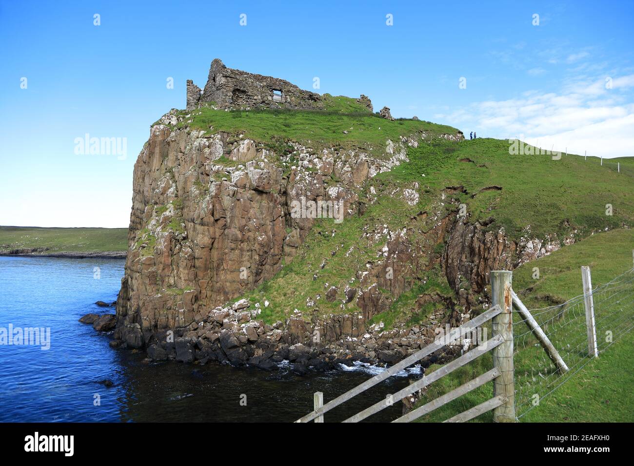 Duntolm castle hi-res stock photography and images - Alamy
