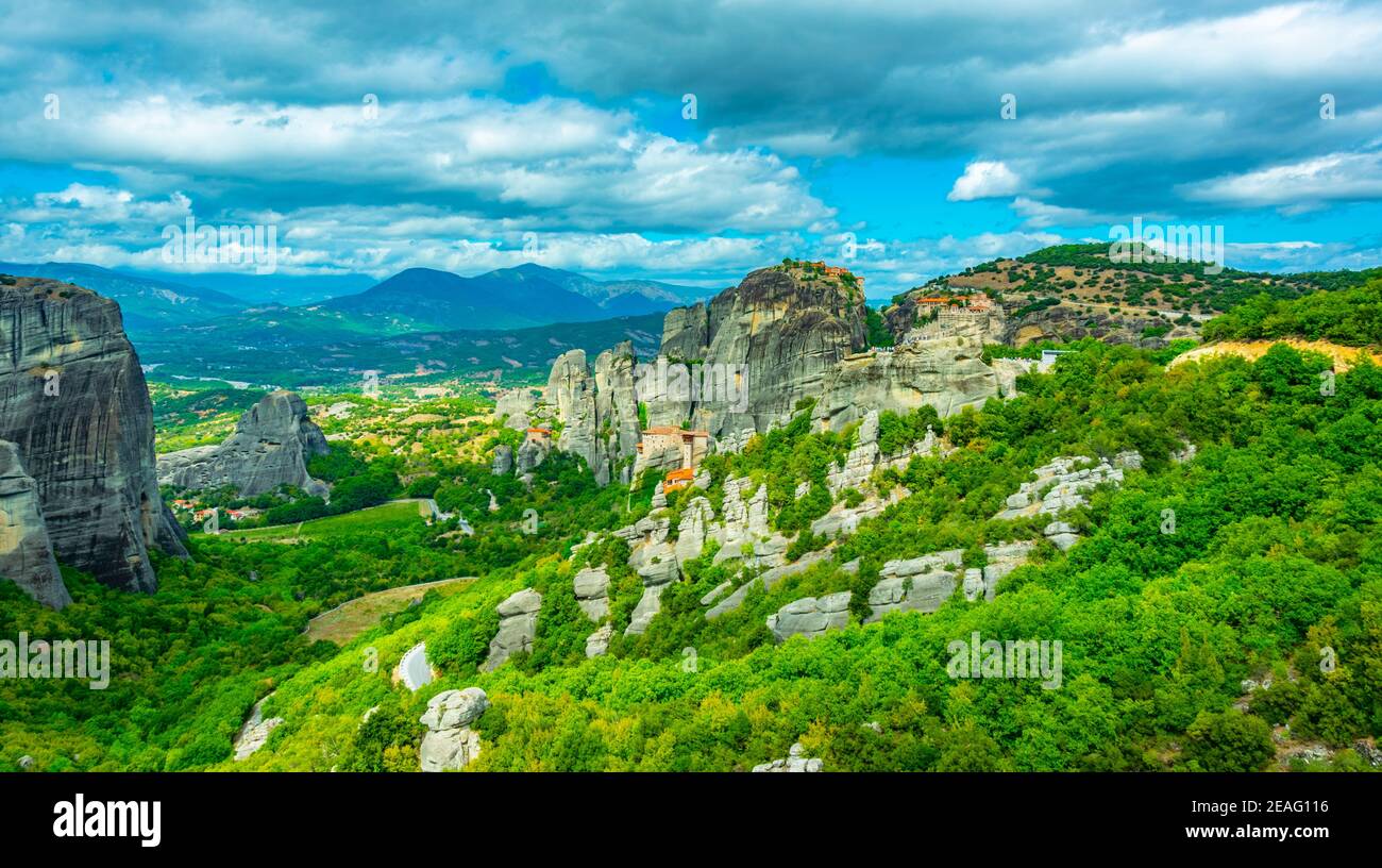 Monasteries of Varlaam, Roussanou, Saint Nicholas Anapavsa and great ...