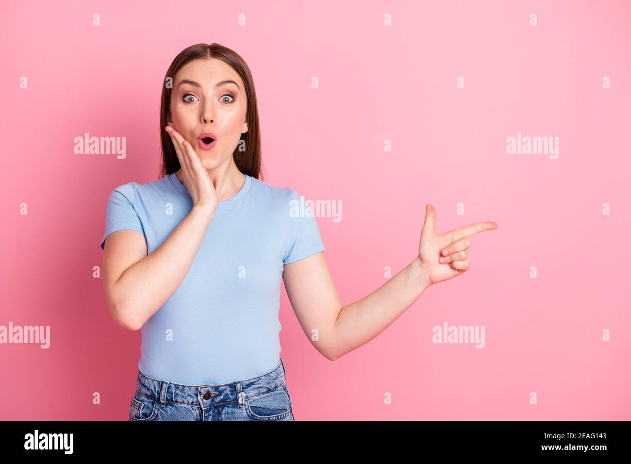 Photo portrait of shocked woman touching face cheek with one hand ...