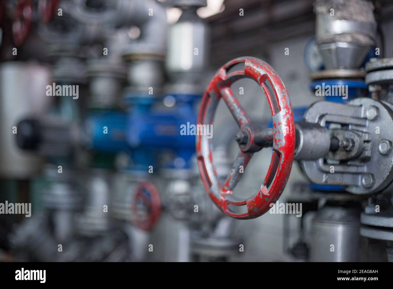 Closeup shot of pressure manual gate valve for piping work Stock Photo ...