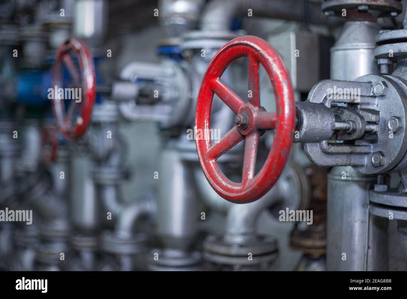 Closeup shot of pressure manual gate valve for piping work Stock Photo ...