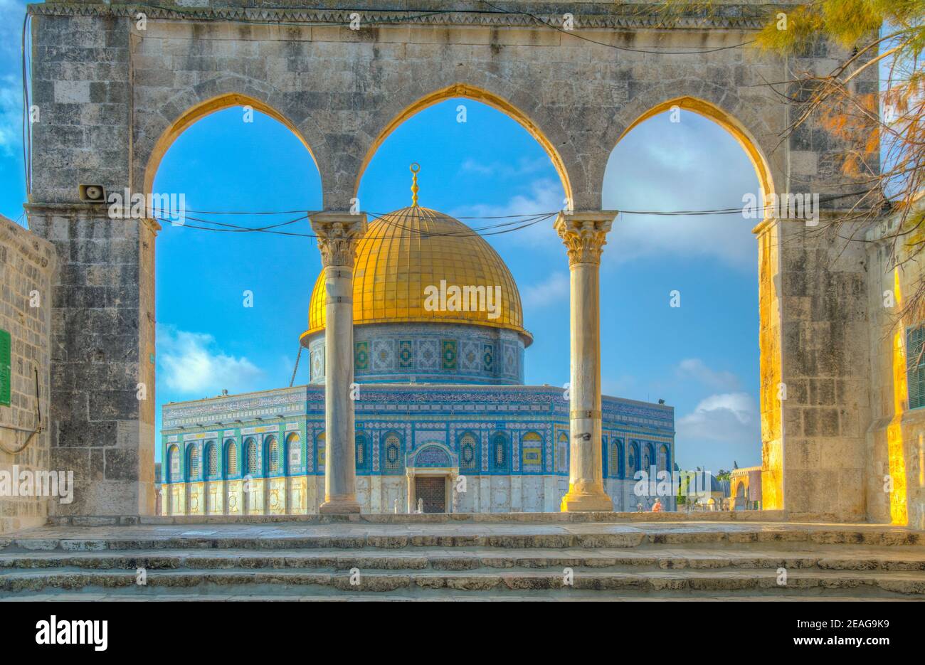 Famous dome of the rock situated on the temple mound in Jerusalem ...