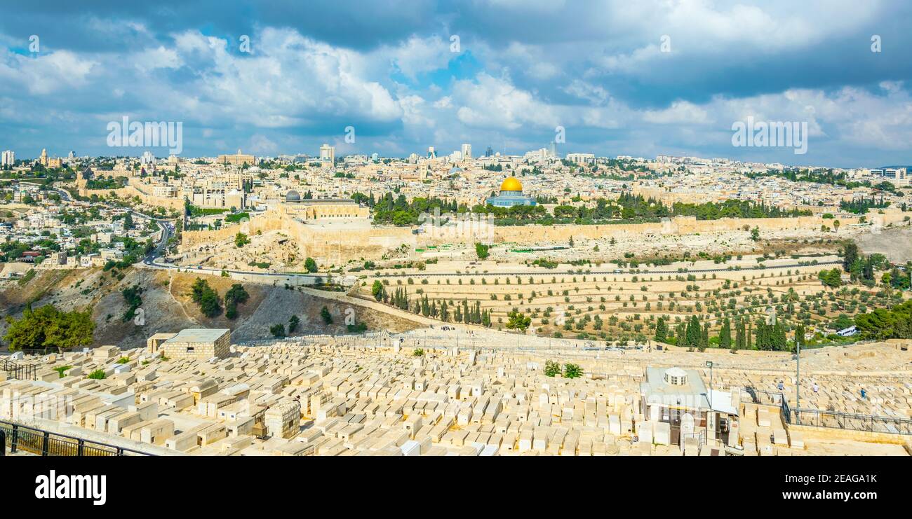 Jerusalem viewed from the mount of olives, Israel Stock Photo - Alamy