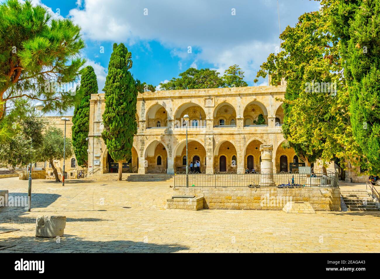 Old city jerusalem alley muslim quarter hi-res stock photography and ...