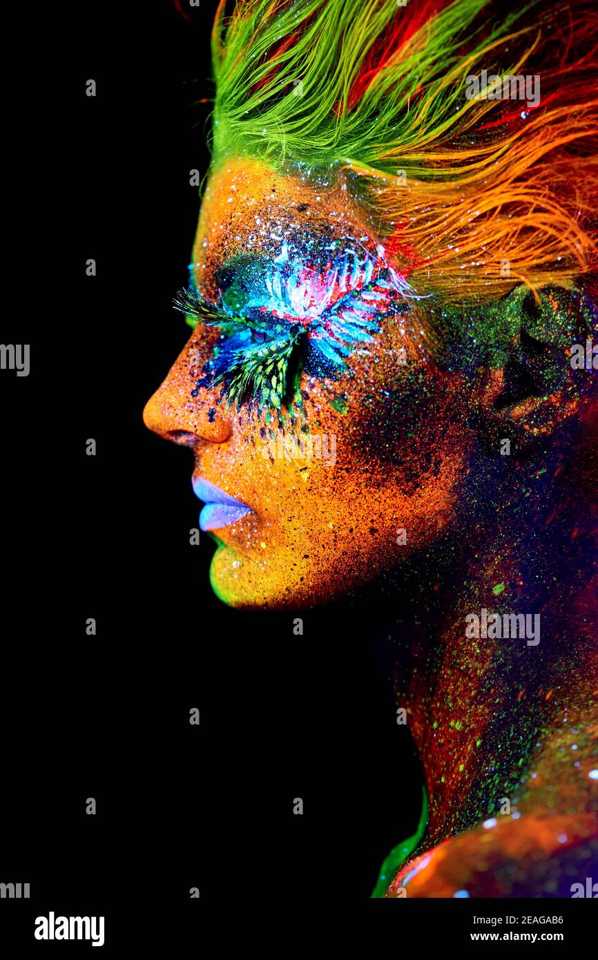 Uv people hi-res stock photography and images - Alamy