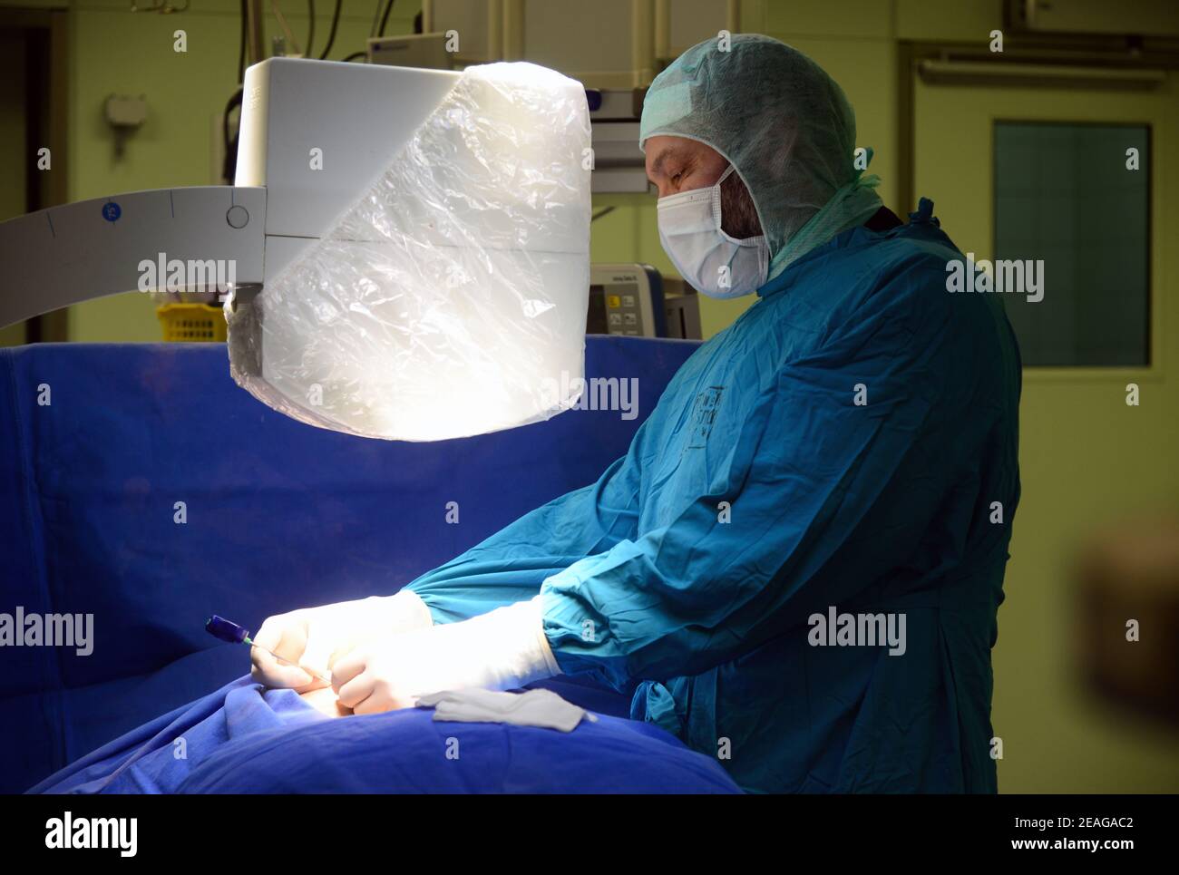 Spinal Neurosurgery High Resolution Stock Photography and Images - Alamy