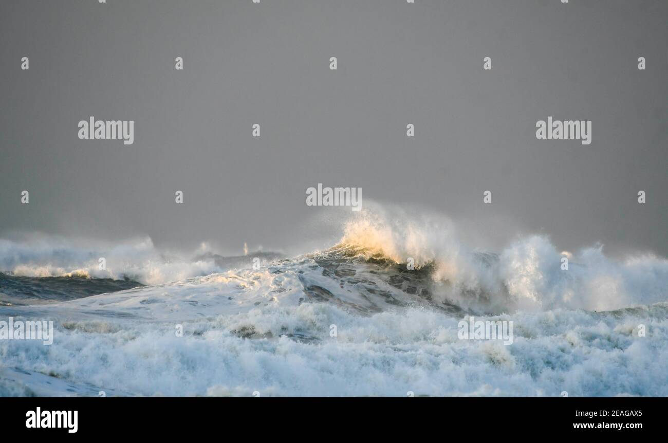 Wind surge hi-res stock photography and images - Alamy