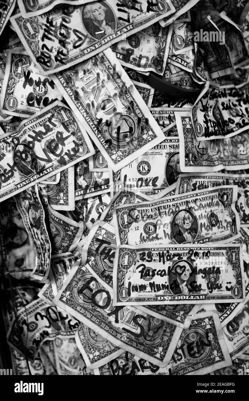 Back street cruise bar hi-res stock photography and images - Alamy