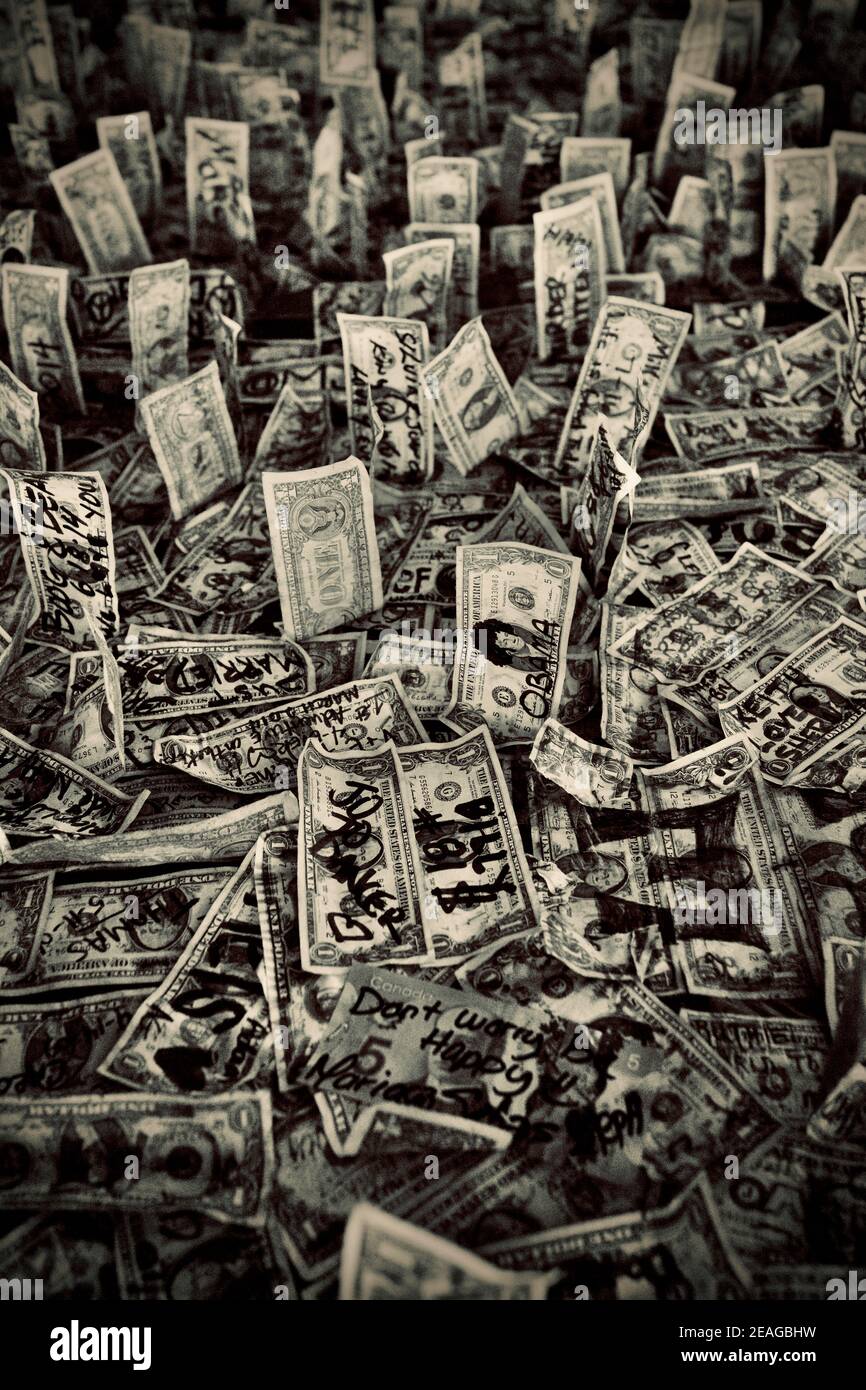 Back street cruise bar hi-res stock photography and images - Alamy