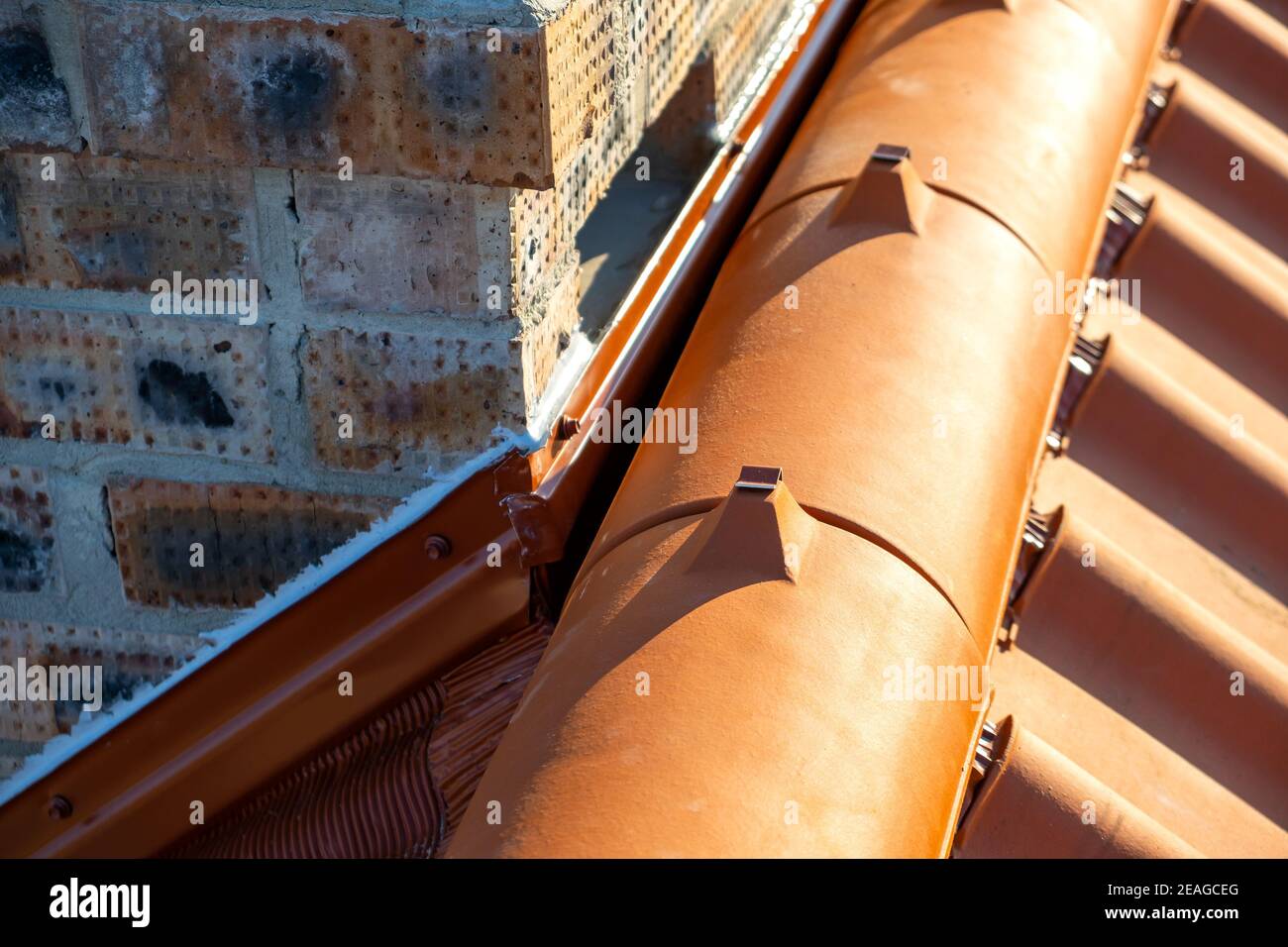 Roofing ridge tiles hi-res stock photography and images - Alamy
