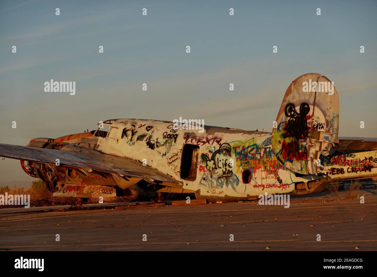 Vintage piper cub hi-res stock photography and images - Alamy