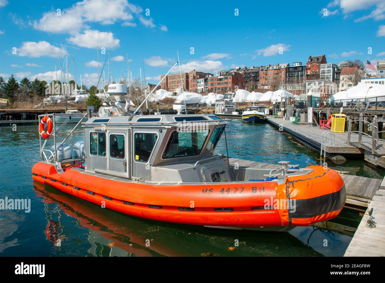 25 foot coast guard boat hi-res stock photography and images - Alamy
