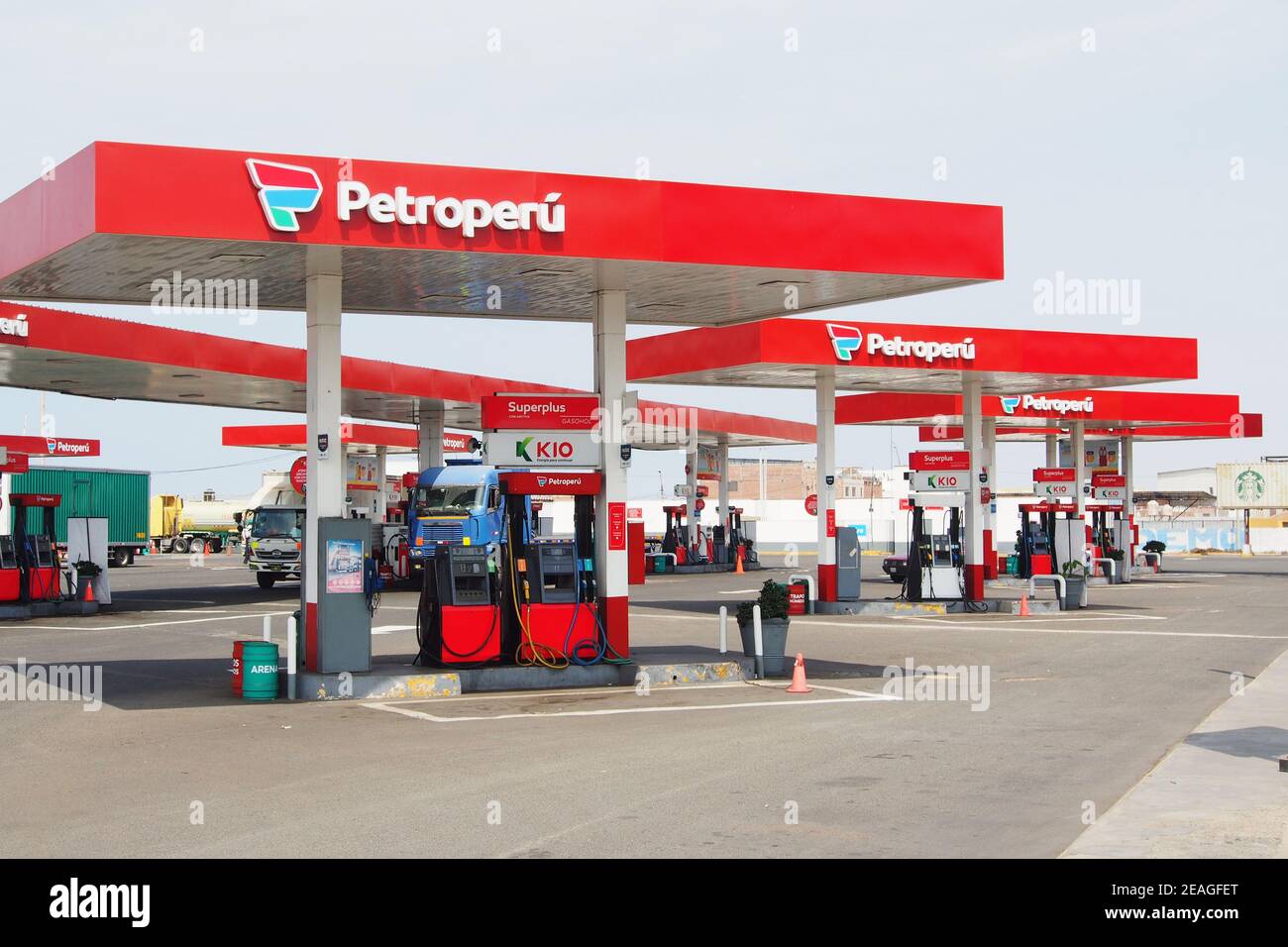 Petroperu logo hi-res stock photography and images - Alamy