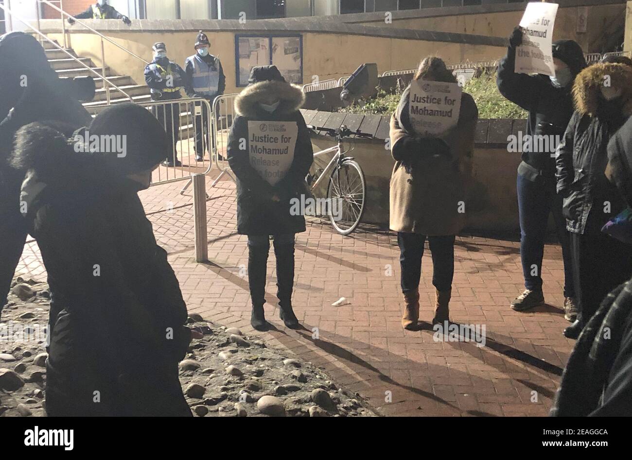 Cardiff bay police station hi-res stock photography and images - Alamy