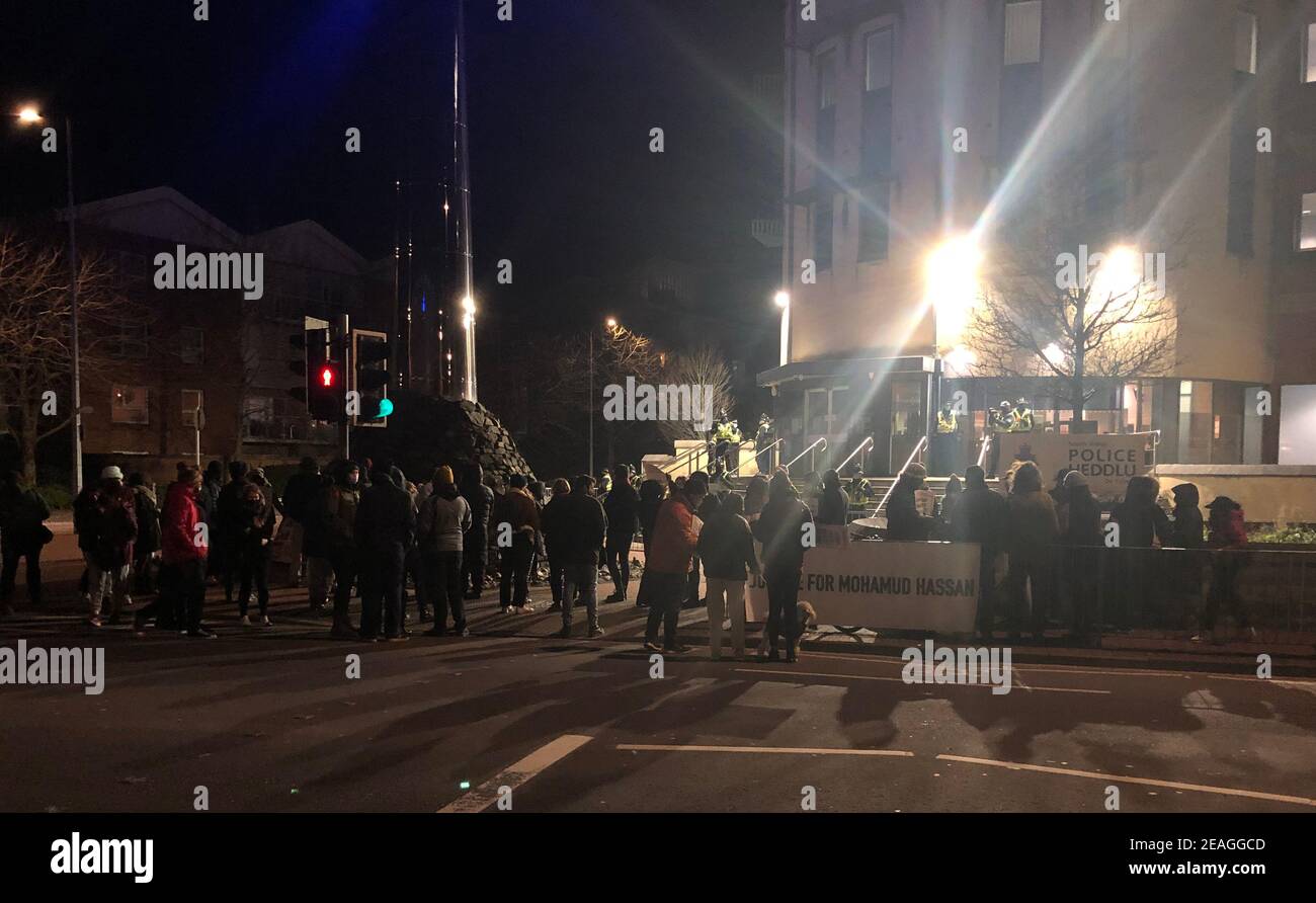 Cardiff bay police station hi-res stock photography and images - Alamy
