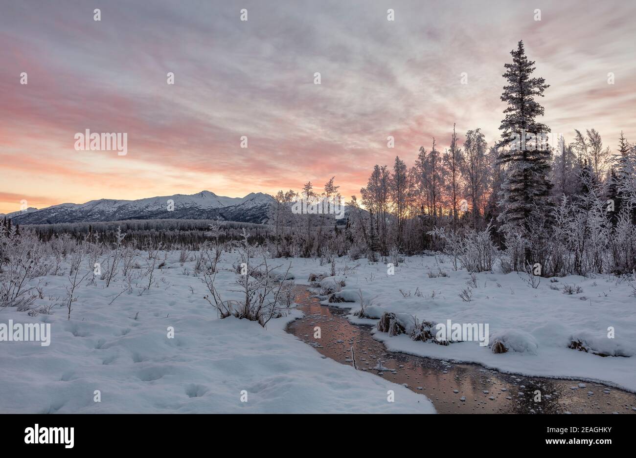 Alpenglow sunrise hi-res stock photography and images - Alamy
