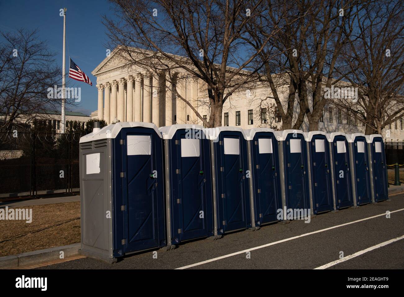 Porta potties washington hi-res stock photography and images - Alamy