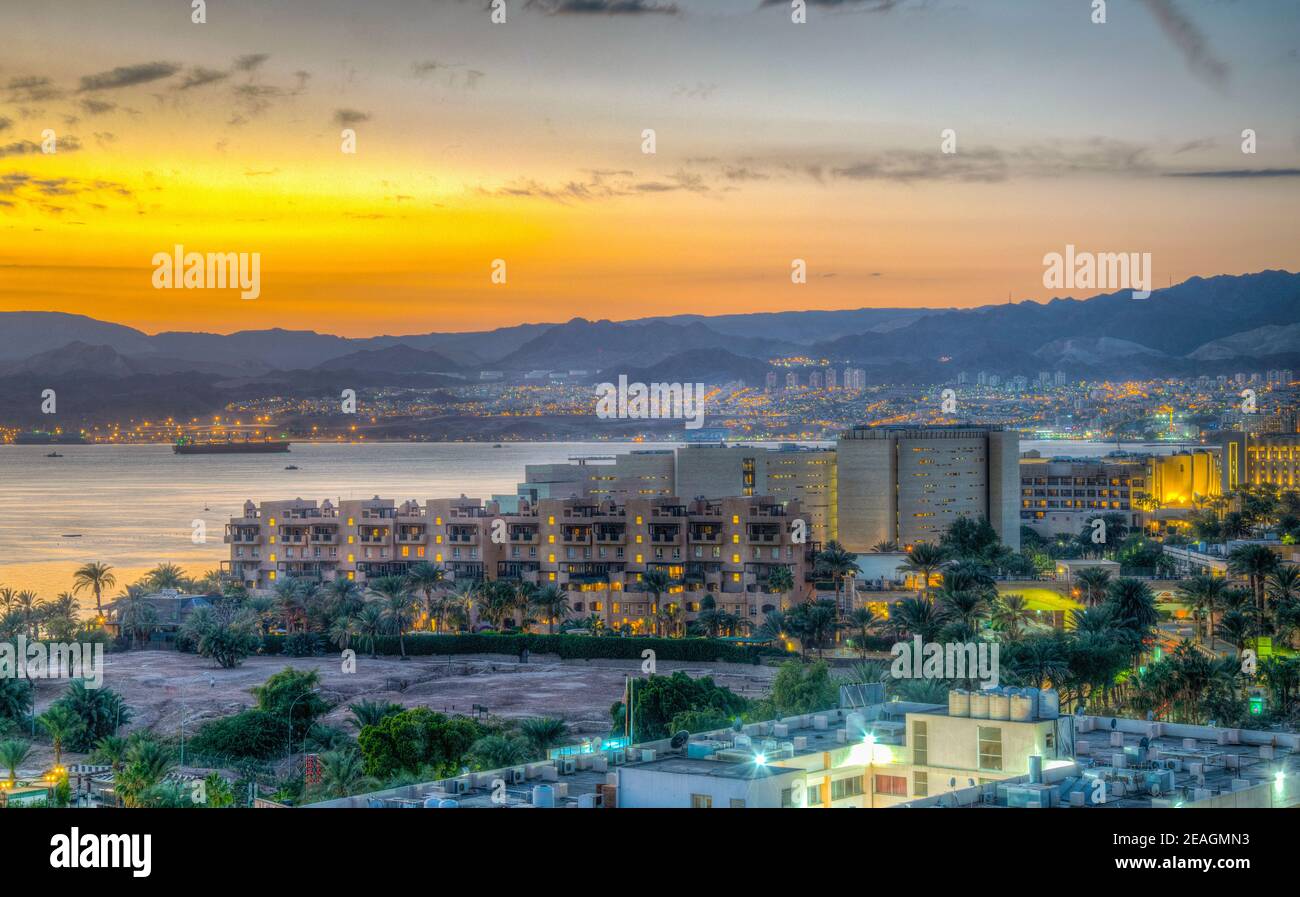 Sunset view of Aqaba gulf in Jordan Stock Photo - Alamy