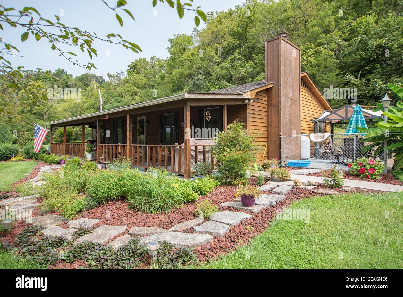 Middle class rural home in Midwest America Stock Photo - Alamy