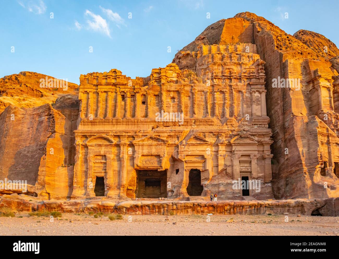 Palace tomb at petra, Jordan Stock Photo - Alamy