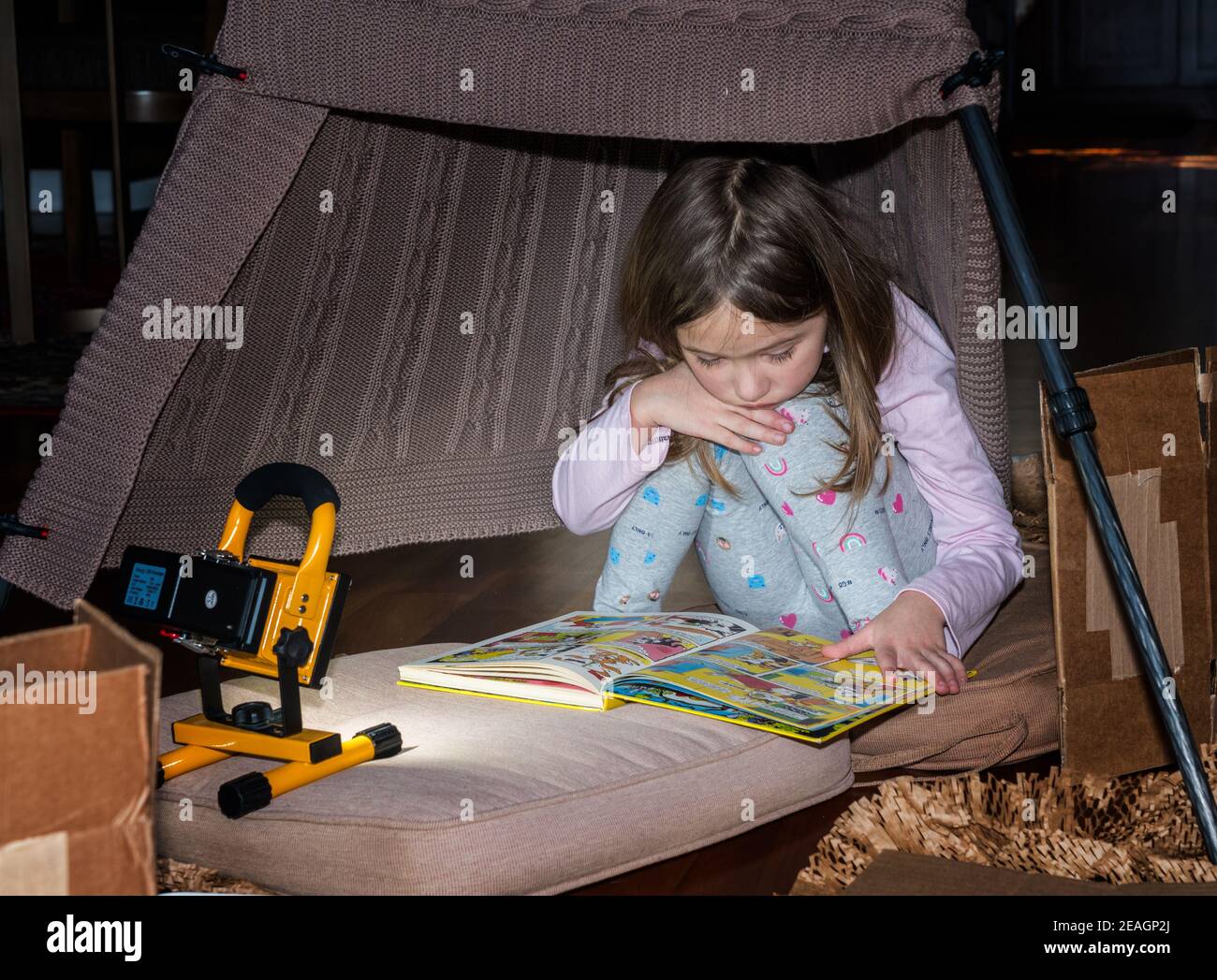 Book boxes hi-res stock photography and images - Alamy